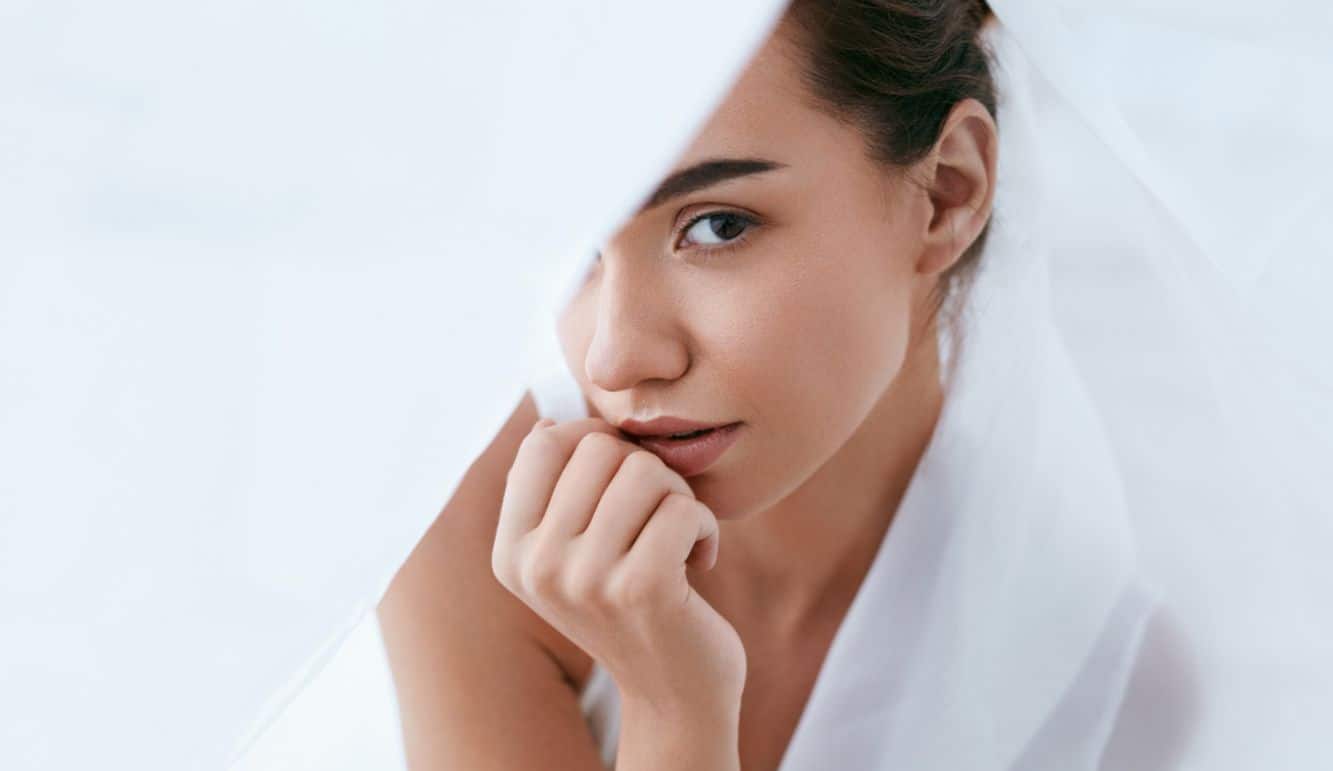Beauty sleep schedule for your skin | Lemontrend