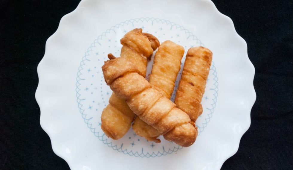 Best Venezuelan Tequenos Recipe | Cheese Sticks | Lemontrend