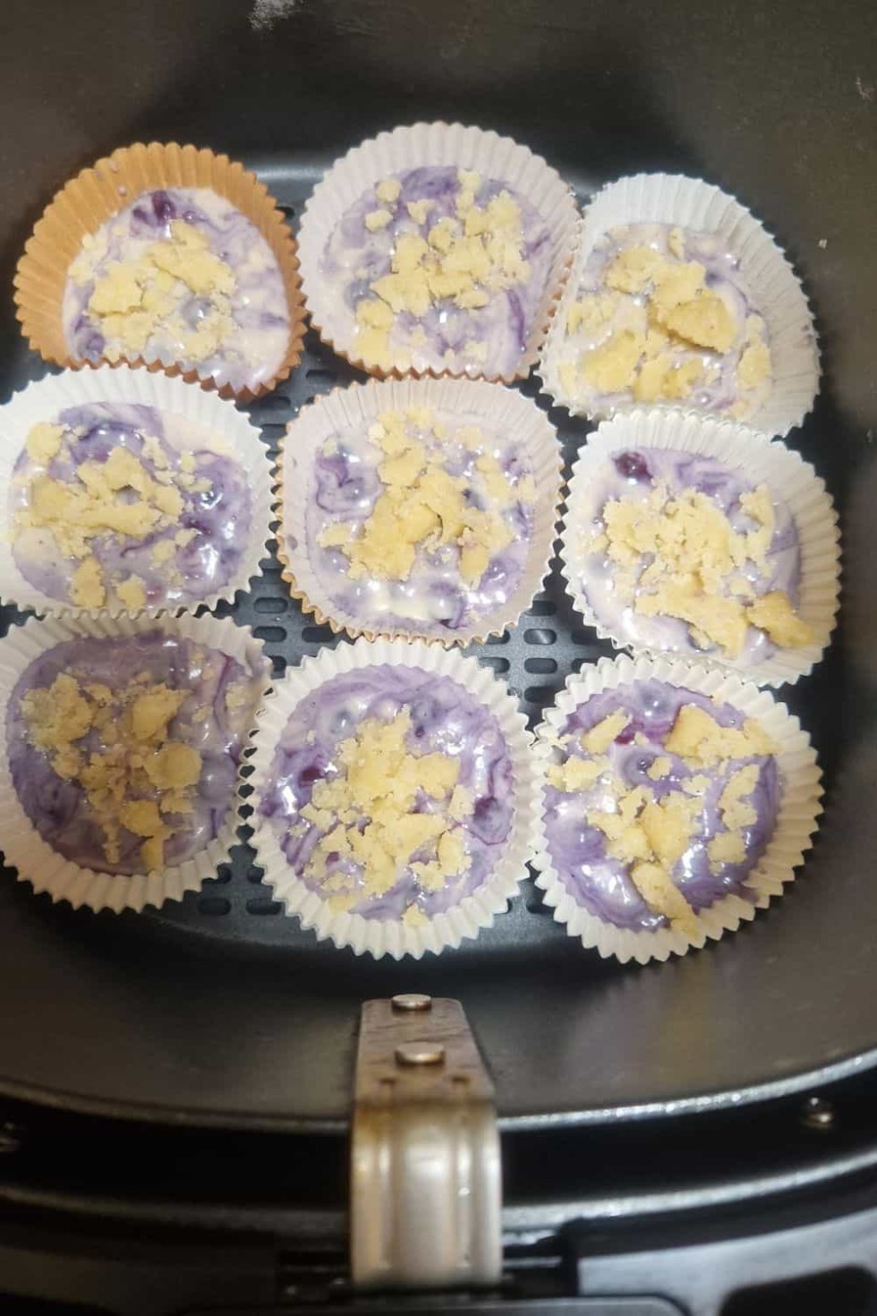 Best Blueberry Muffins with Streusel – Easy Air Fryer Recipe | Lemontrend